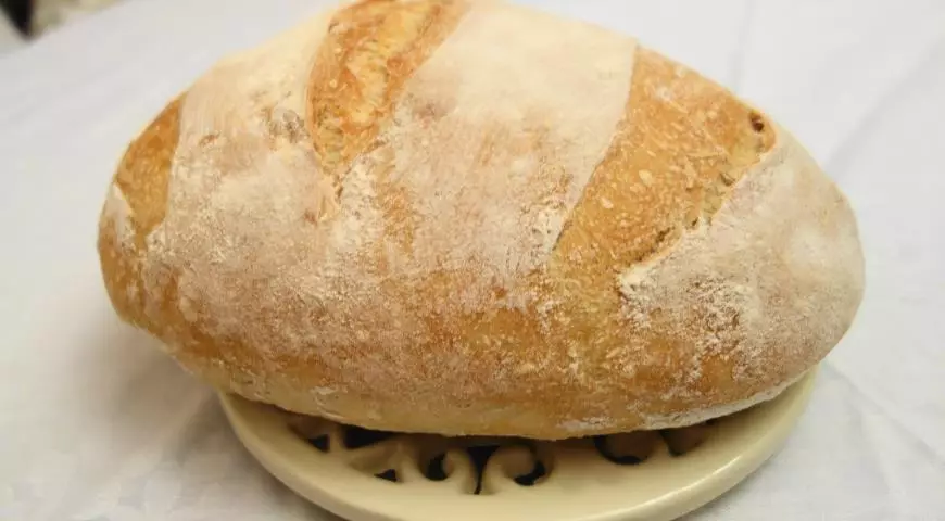 Dejar pan rústico fresco