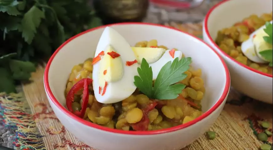 Chotpoti kapena Pea ku Bngali