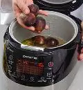 Foto de stock Receta de cocción: mermelada de higos en una cocina lenta, paso número 3