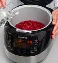 Foto e përgatitjes së recetës: confufle nga mjedër dhe rrush pa fara në një tenxhere të ngadaltë, numri i hapit 2