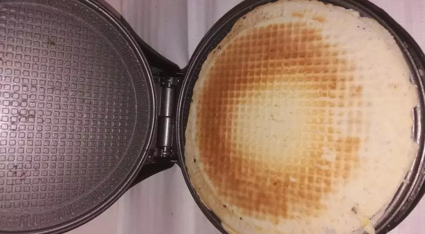 Mara tu waffle imepotoka, piga mara moja