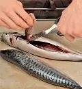 |免版稅照片烹飪食譜：鯖魚與布魯塞爾捲心菜，第3步一步