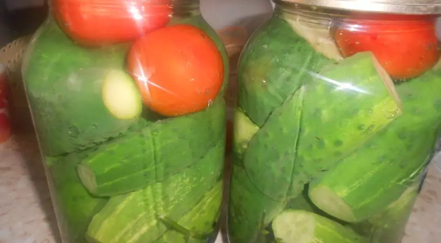 ڀا vegetables يون پاڻي جو پاڻي وجهڻ