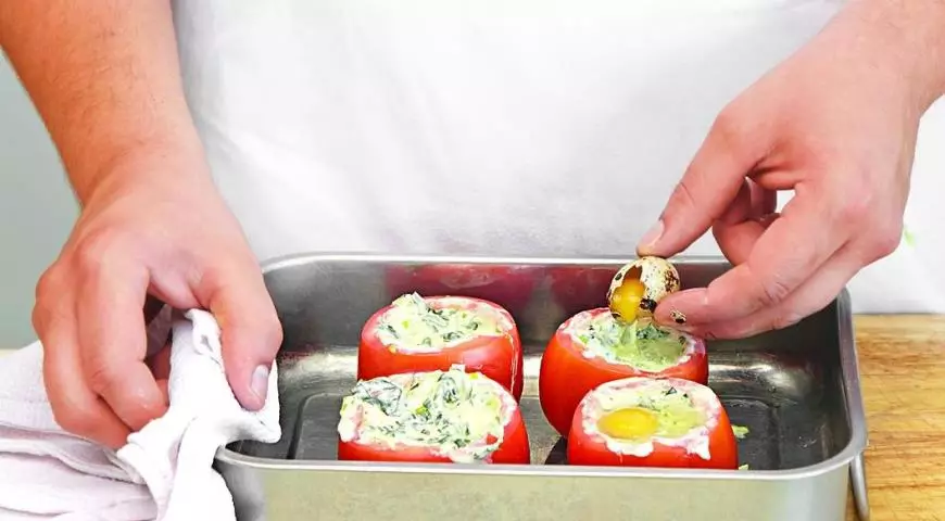 照片烹飪食譜：用鵪鶉蛋填充西紅柿，第6步