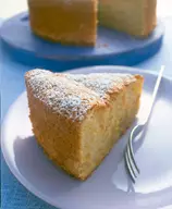 Italiyanci Karas-almond cake