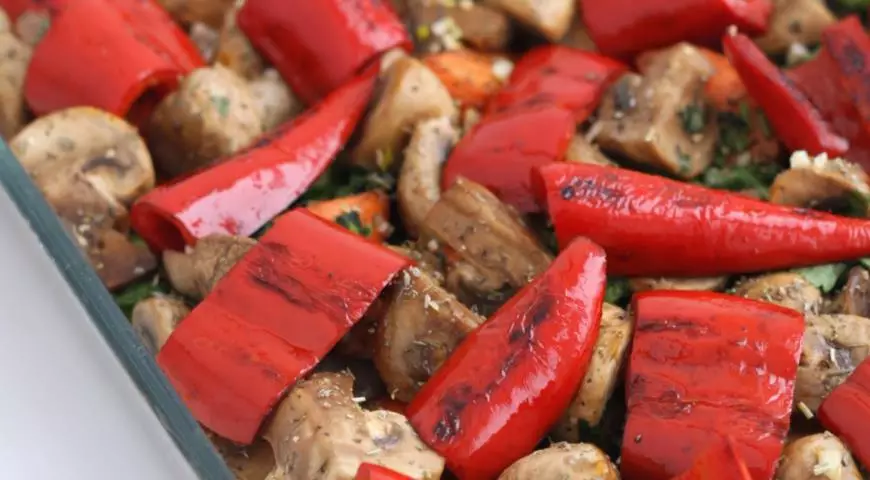 Preparando un panal de verduras