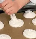 Stock Foto Matlagning Recept: Meringues med frukt, steg nummer 2