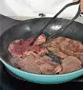 Foto e përgatitjes së recetës: Puffs me mish viçi, numri i hapit 3