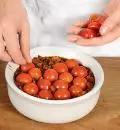 Fọto Sise gige: Kececief casserole pẹlu awọn tomati ati ẹran ara ẹlẹdẹ, igbesẹ rara 6