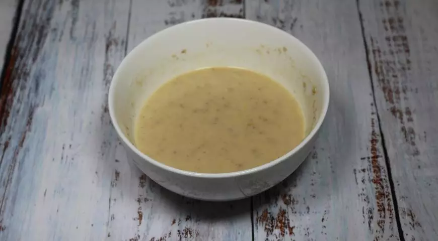 Foto de stock Receita de cocina: salsa de caesar con anchoas, paso №4