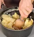 Stock Foto Koken Recept: Aardappel en Luke Casserole, Stap No. 3