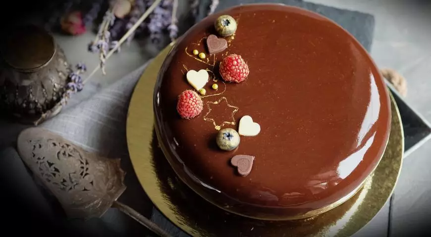 Chocolate Mousse Cake