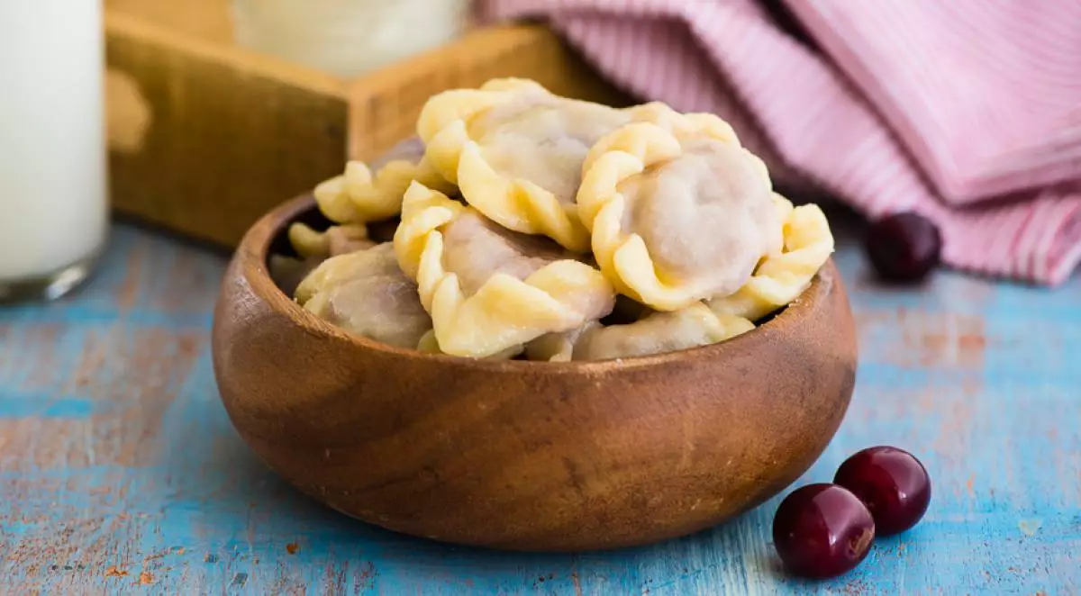 Ama-Cherry Dumplings for umbhangqwana