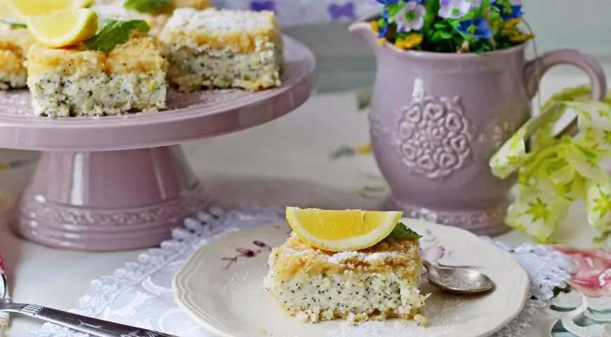 Lemon-Curd Cake