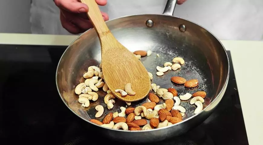 Photo Cuisson Recette: Salade avec agrumes et écrous, étape n ° 5