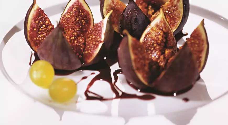 Genep dessert sareng Figs 34088_4