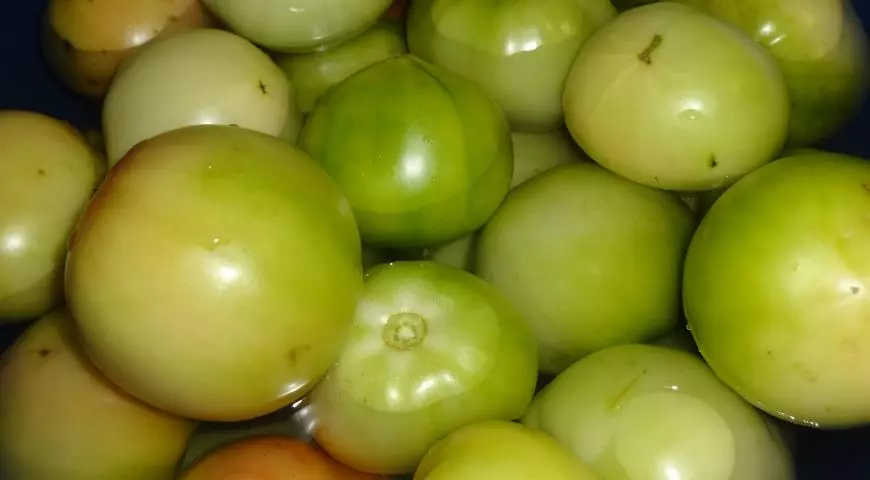 Photo Cooking Ricepe: Pomodori verdi salati con ripieno acuto, passo numero 3