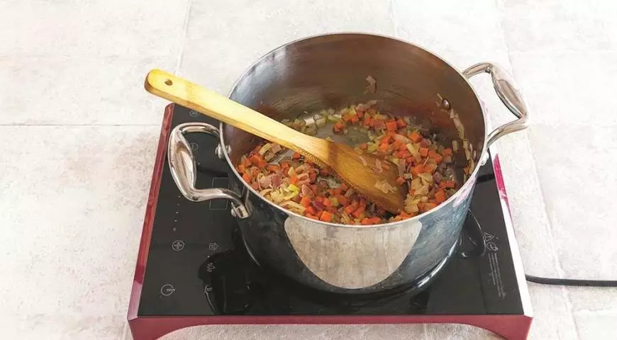 Συνταγή μαγειρικής φωτογραφιών: ιταλική minestrone, βήμα αριθμός 3