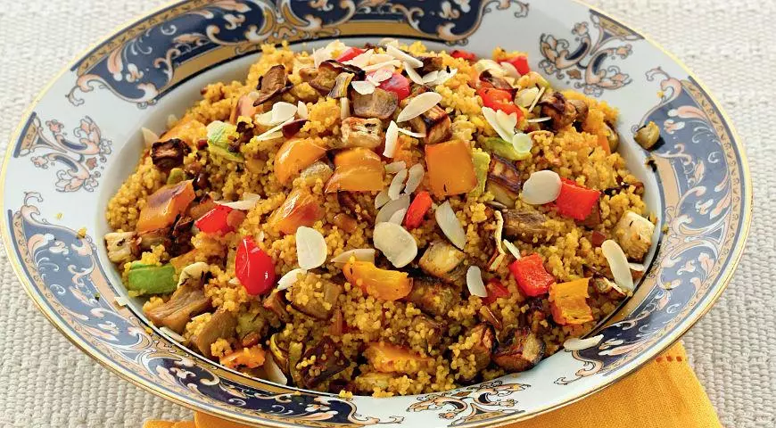 Curry grænmeti með couscous