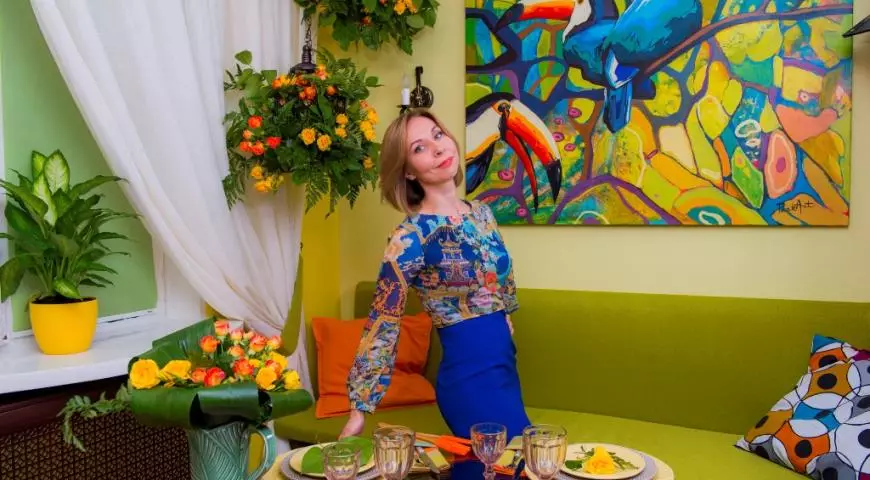 Master Class Elena Usanova y decorador Oksana Panteleeva en la mesa de otoño