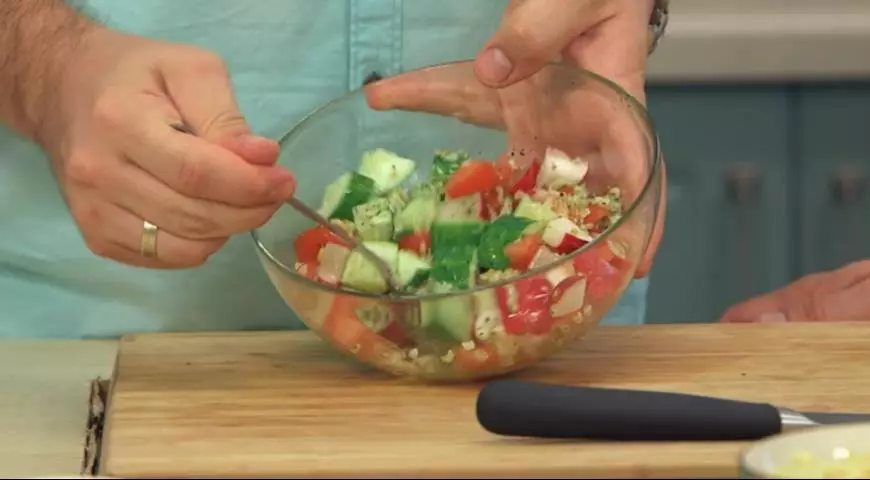 Foto van de voorbereiding van het recept: salade met lamtectress van Sergey Klyuchansky, stap nummer 3