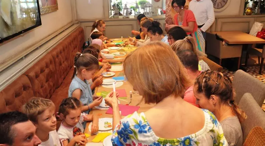 Elena Usanova järjesti hyväntekeväisyyteen lasten master-luokan 3
