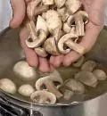 Stock Photo Kochen Rezept: Fleisch mit Gemüse in Tomatengießen, Schritt Nummer 3