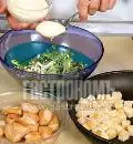 מלאי פוטו בישול מתכון: סלט עם עוף קלוי, שלב מספר 2