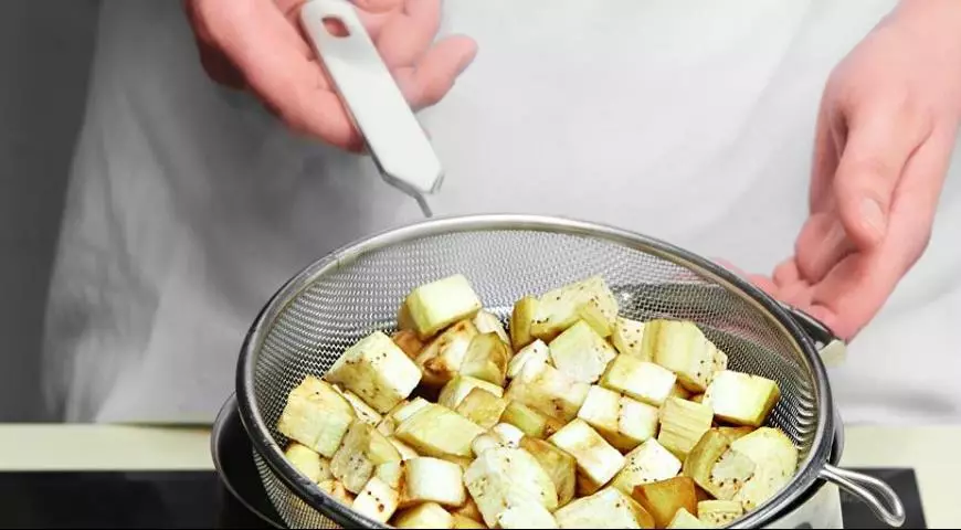Setšoantšo sa Recipe: li-eggplant ka pita, mohato oa mohato oa 3
