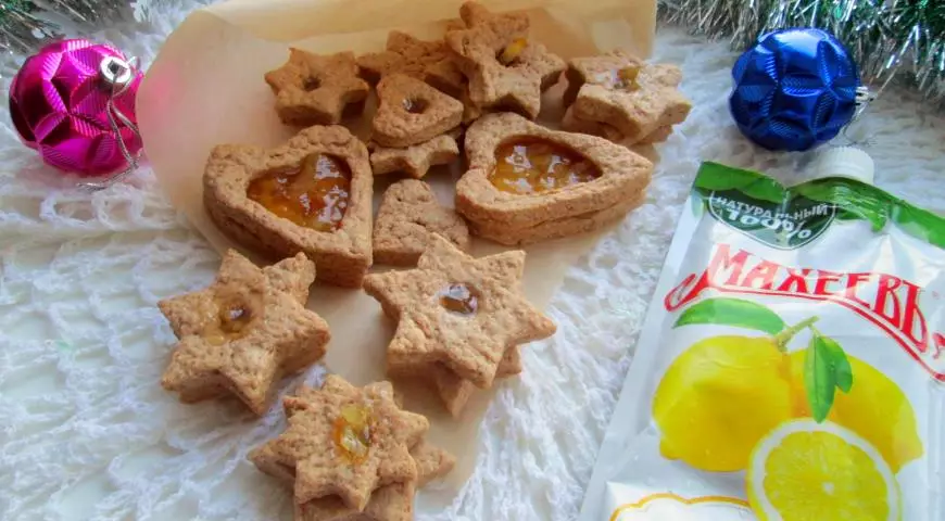 Kukonzekera Crispy Squared Cookies ndi Kudzaza Jama