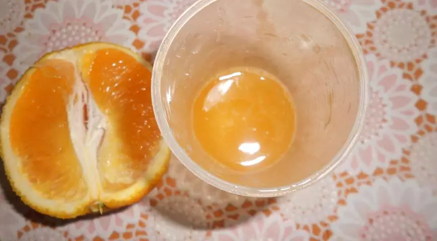 擠壓橙汁