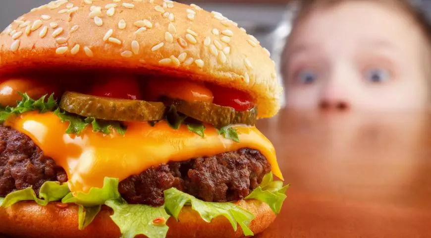 Niños y comida rápida