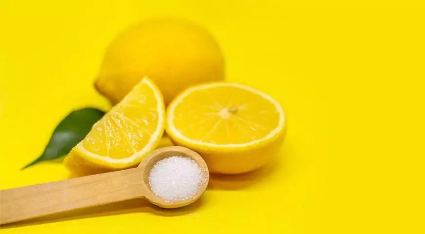 Perché l'acido citrico non è fatto da limoni