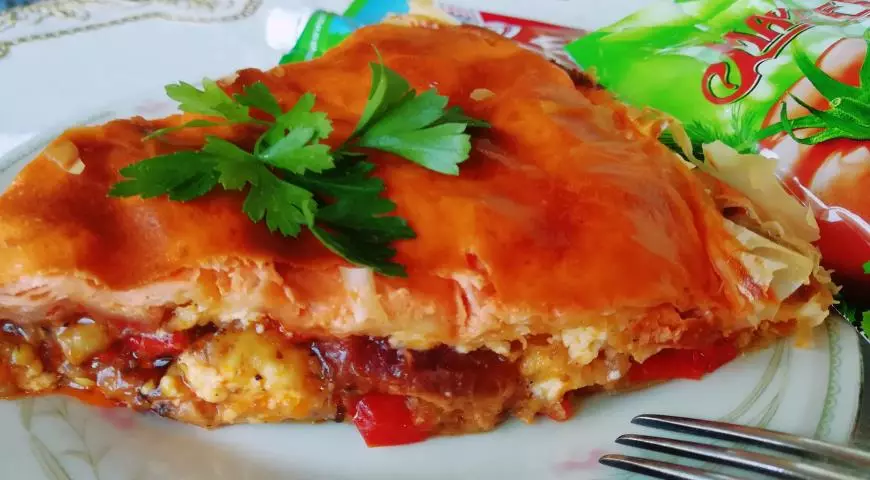 Pastel de recetas con verduras, queso de cabra e higos.