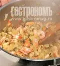 Stock Foto Coking Recipe: Seafood Soup, Stap Number 3