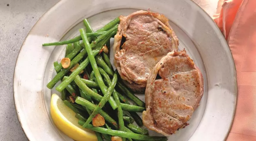 Turnsteo from Veal with Green Beans