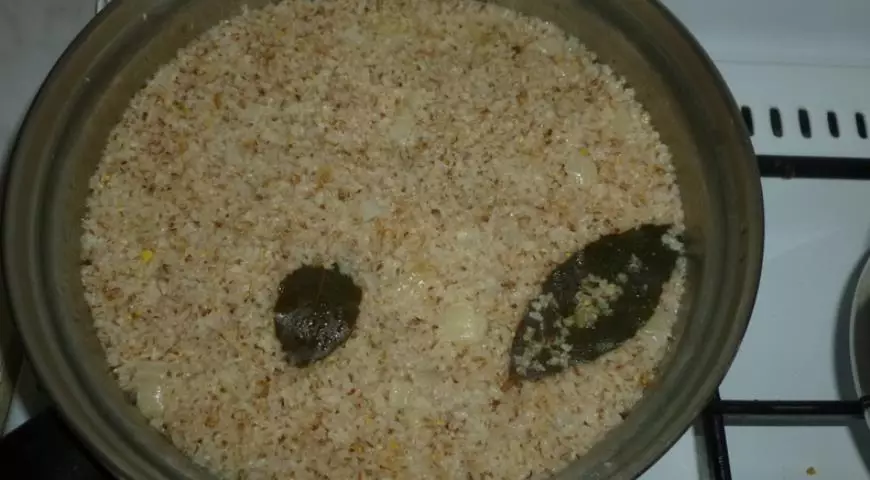 Cook bug for liver in sour cream