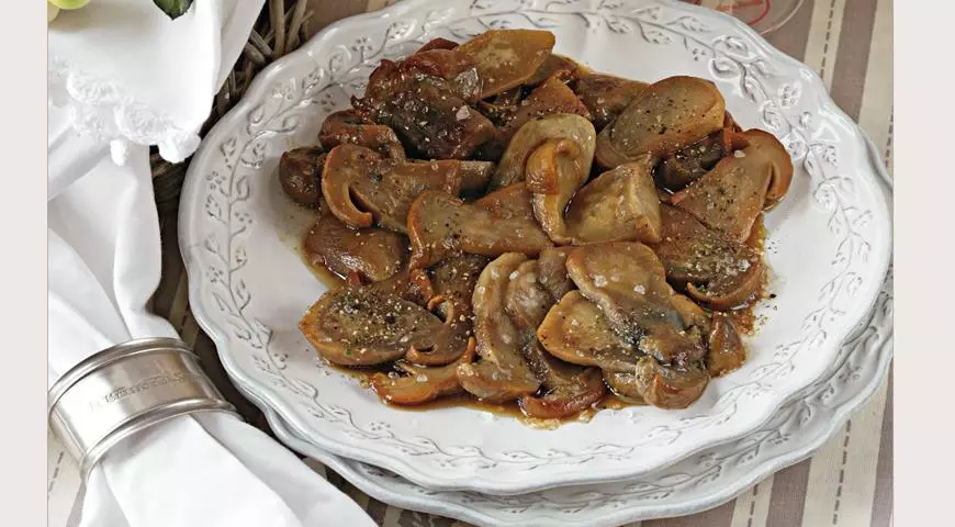 Fried white mushrooms