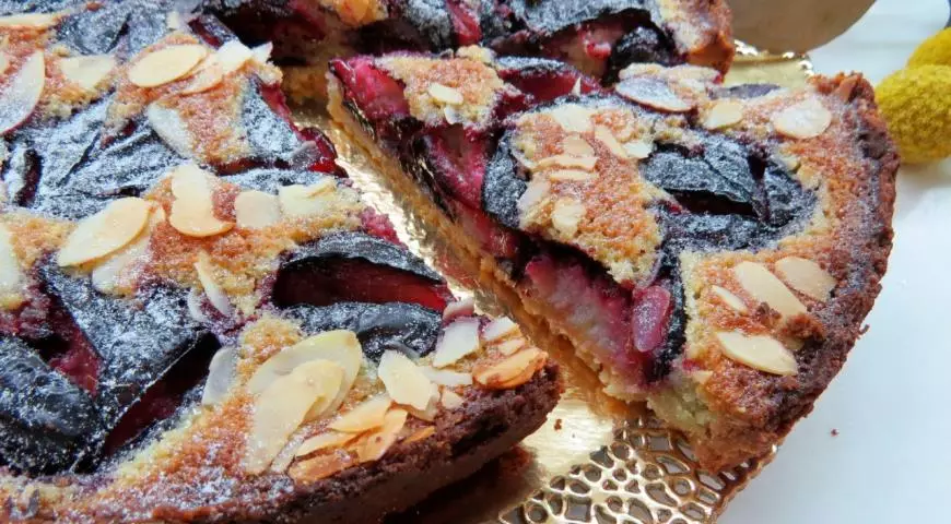 Mufananidzo weKubika Recipe: Tart nePlums uye Frangpane, Nhanho Nhamba 7