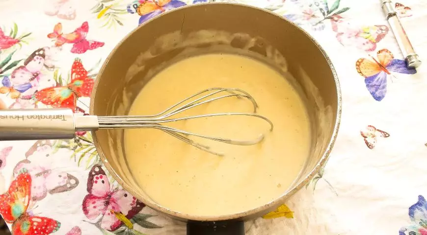 Cocinar una natilla para pelearse