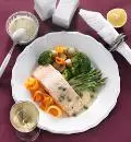 Foto de receita de cociña: salmón con verduras baixo salsa, paso número 5