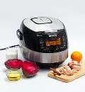 Stock Foto Kubheka Kandhedhi: Beets neBacon mune inononoka cooker, nhanho nhamba 1