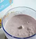 Preparasyon Berry-Bannann smoothie sou lèt kokoye