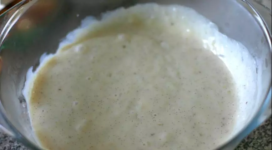 Masak vanila puding untuk trifla