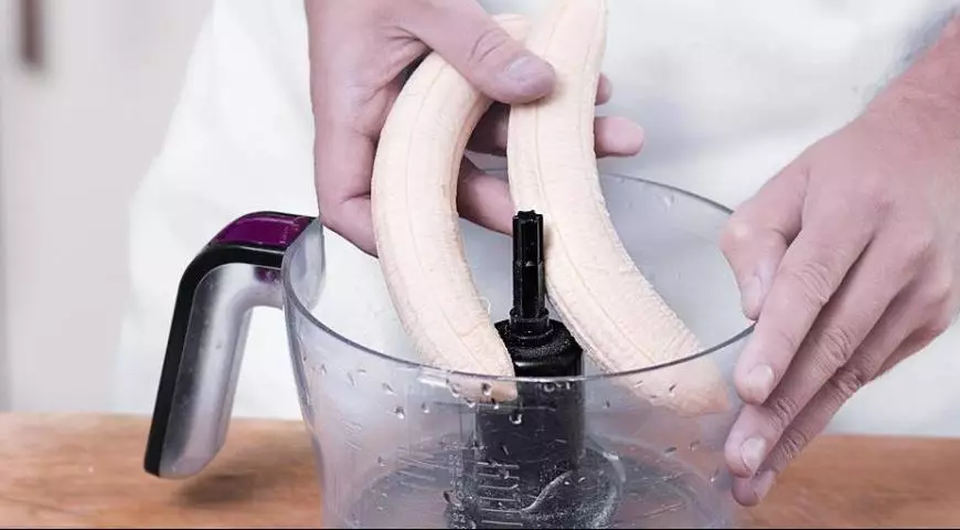 Photo Recept za kuhanje: Fritters Banana s Hercules, korak br. 4