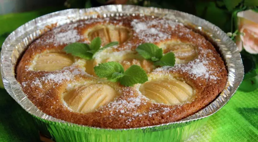 Riċetta għal Corn-Semolina Delicious bil-lanġas