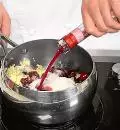 Foto madlavning opskrift: oksekød med kirsebær sauce, trin nr. 3