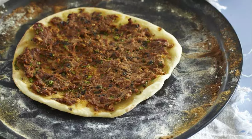 Lamago, Pizza armeană