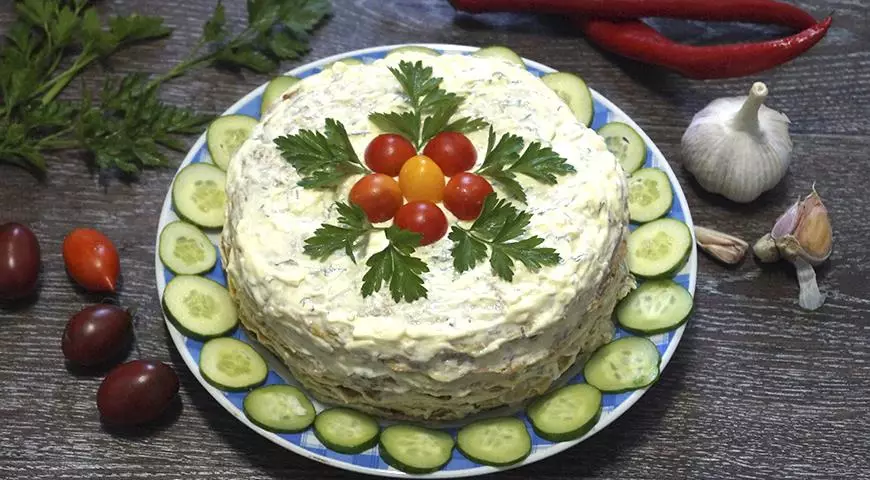 Stoc Foto Oideas Cócaireacht: Císte ó Zucchini le cáis agus trátaí, Céim uimhir 5