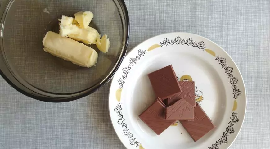 Десерт өчен шоколад һәм эремчек сырын әзерләгез